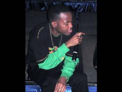 Gavinchi gives veteran performance... at the launch of his debut album ...